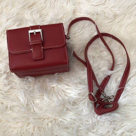 Jill-E Designs | Bags | Jille Leather Shoulder Adjustable Square ...